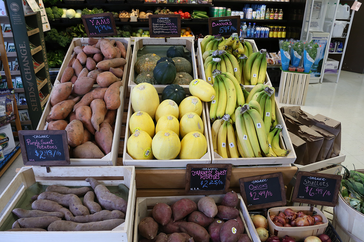 FeelRite-Produce02 - Feel Rite Fresh Markets