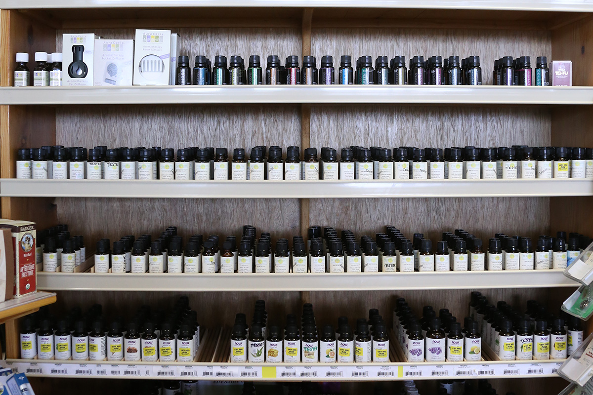 EssentialOils-FeelRite-01 - Feel Rite Fresh Markets